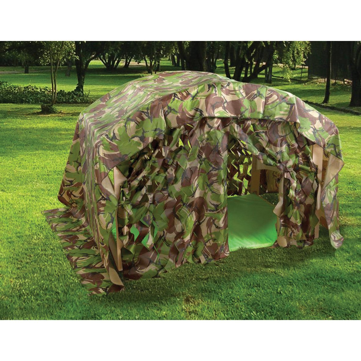 Indoor/Outdoor Folding Den with Camouflage Den Kit