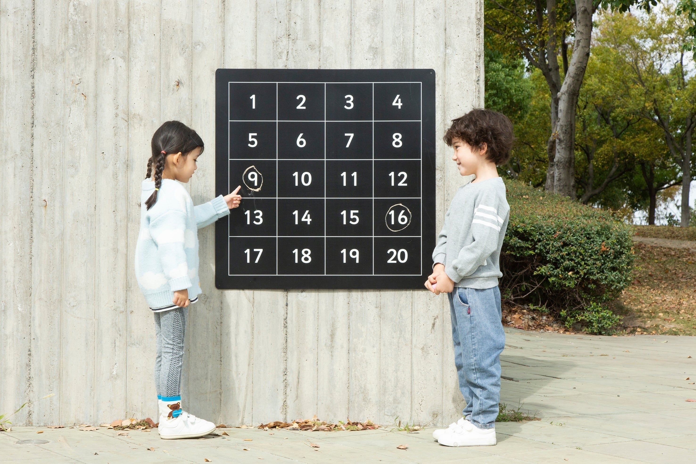 Outdoor Number 1-20 Chalkboard